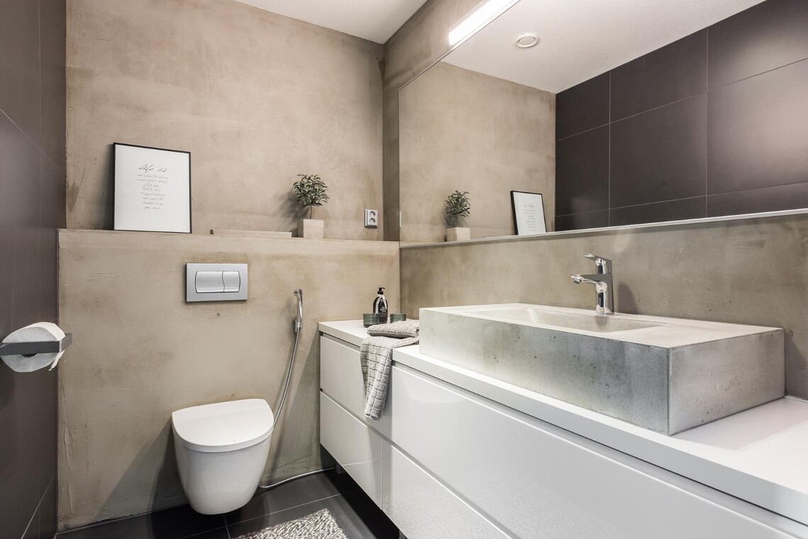 Tyylikäs wc betonipinnoilla - Etuovi.com Ideat & vinkit